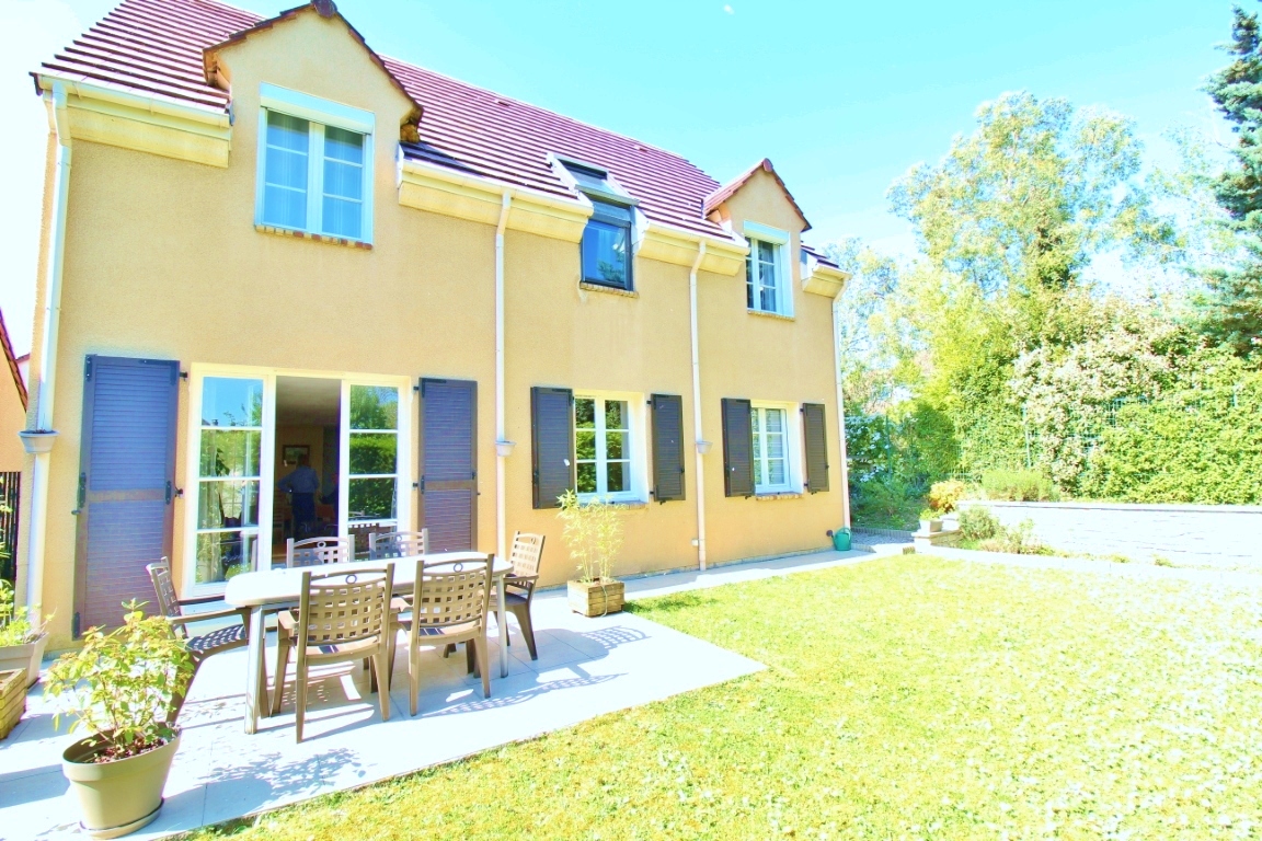 Vente Maison indiv., 6 pces, 125 m² hab, garage, terrain 391 m².